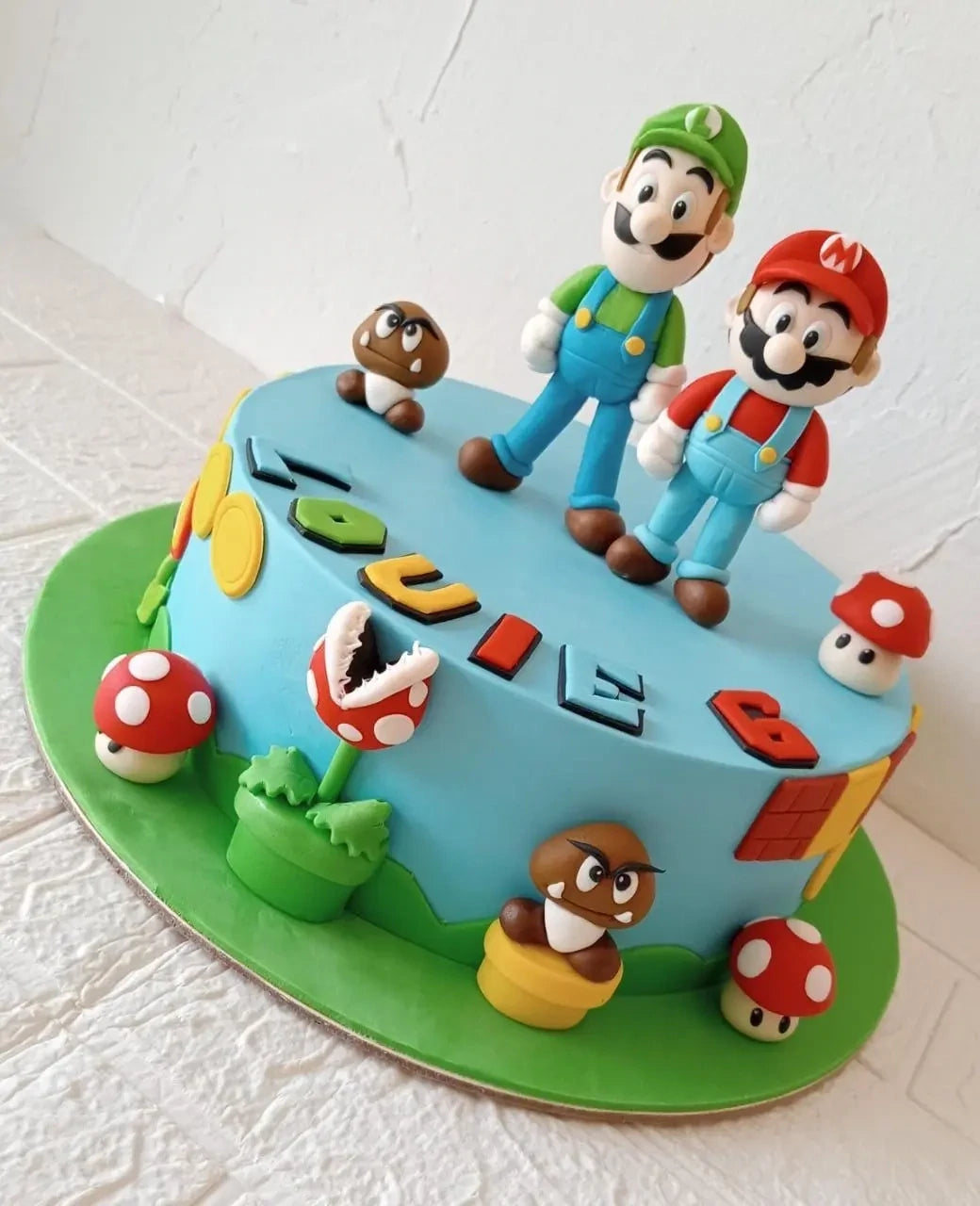 Mario - 3D - 12 portions – Celebrating Life Bakery